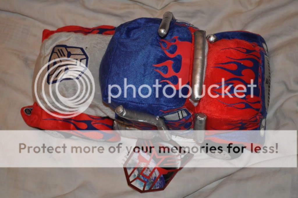 Franco DOTM Optimus Prime Cuddle Pillow | TFW2005 - The 2005 Boards