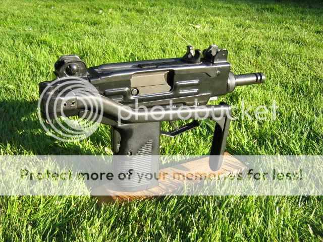 Let me see your uzi display stands | UZI Talk Forums